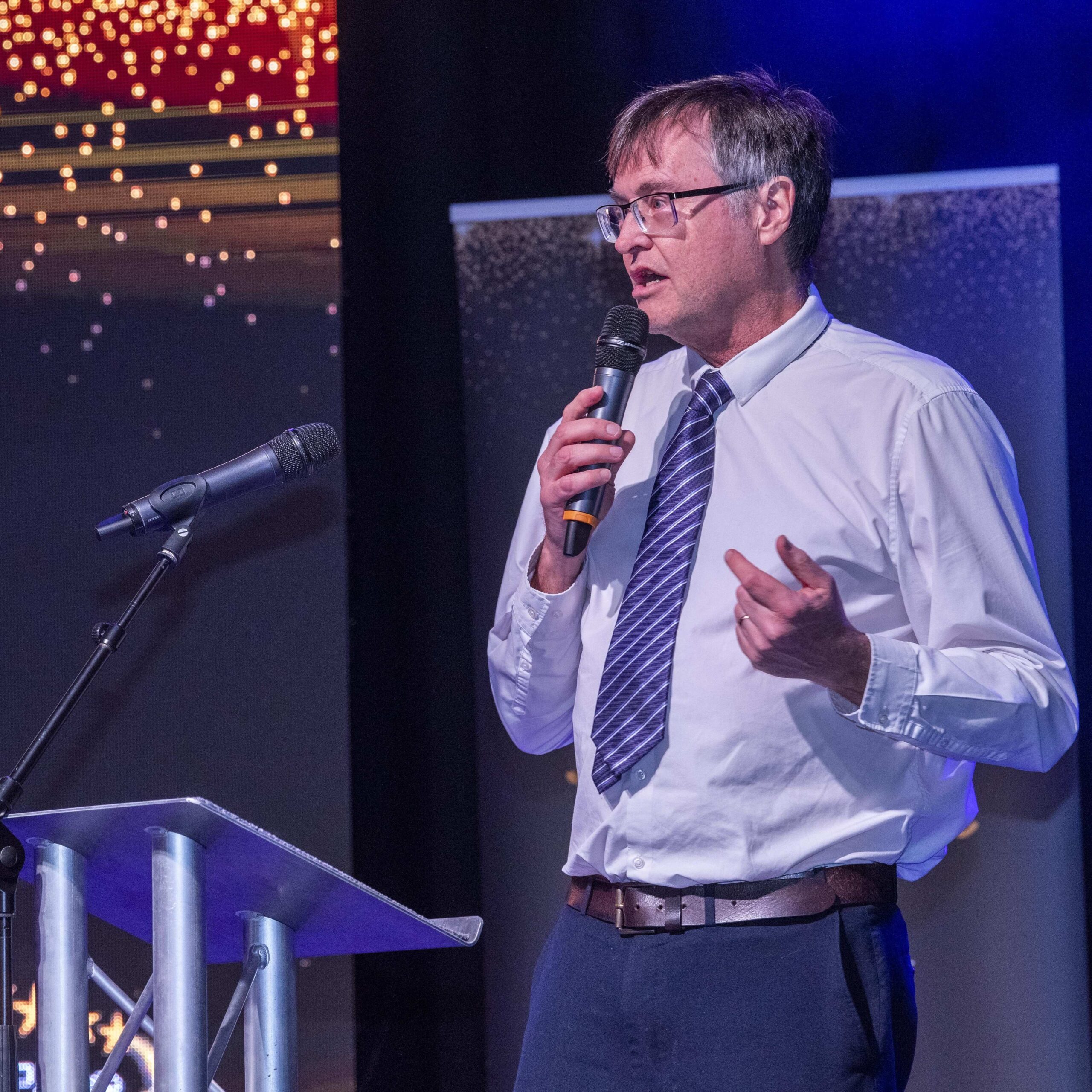 CHIEF EXECUTIVE TO RETIRE AFTER 29 YEARS - Framework Housing Association